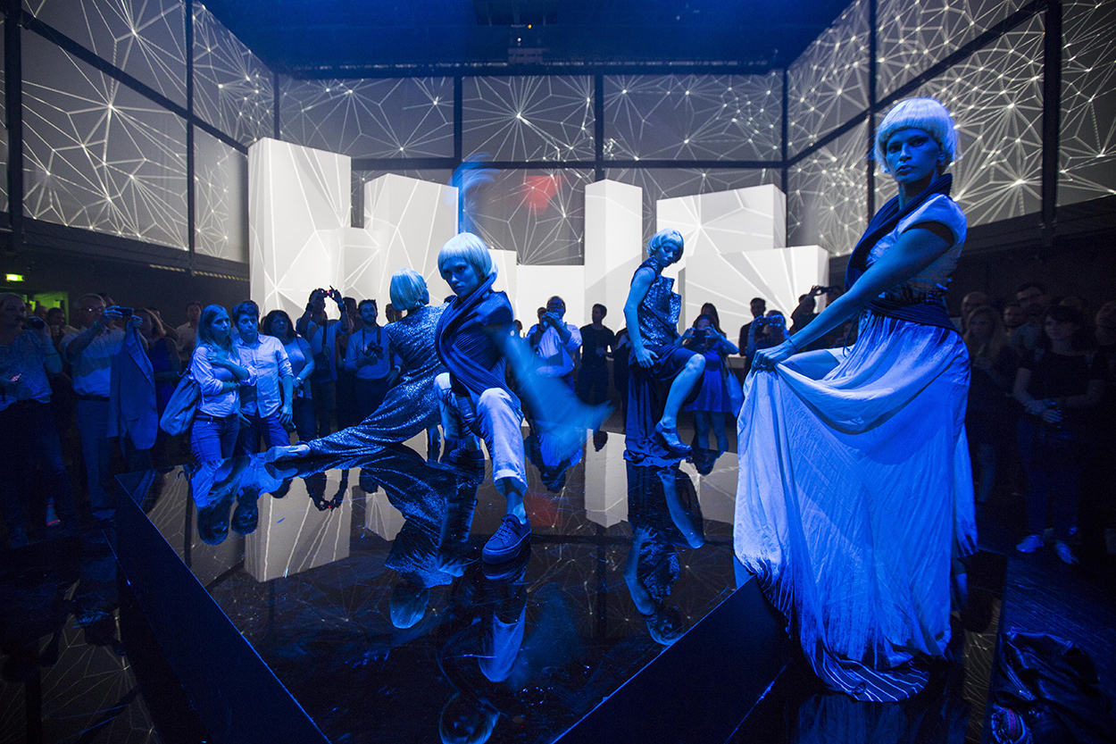 Open Your World - Heineken - We Love Art